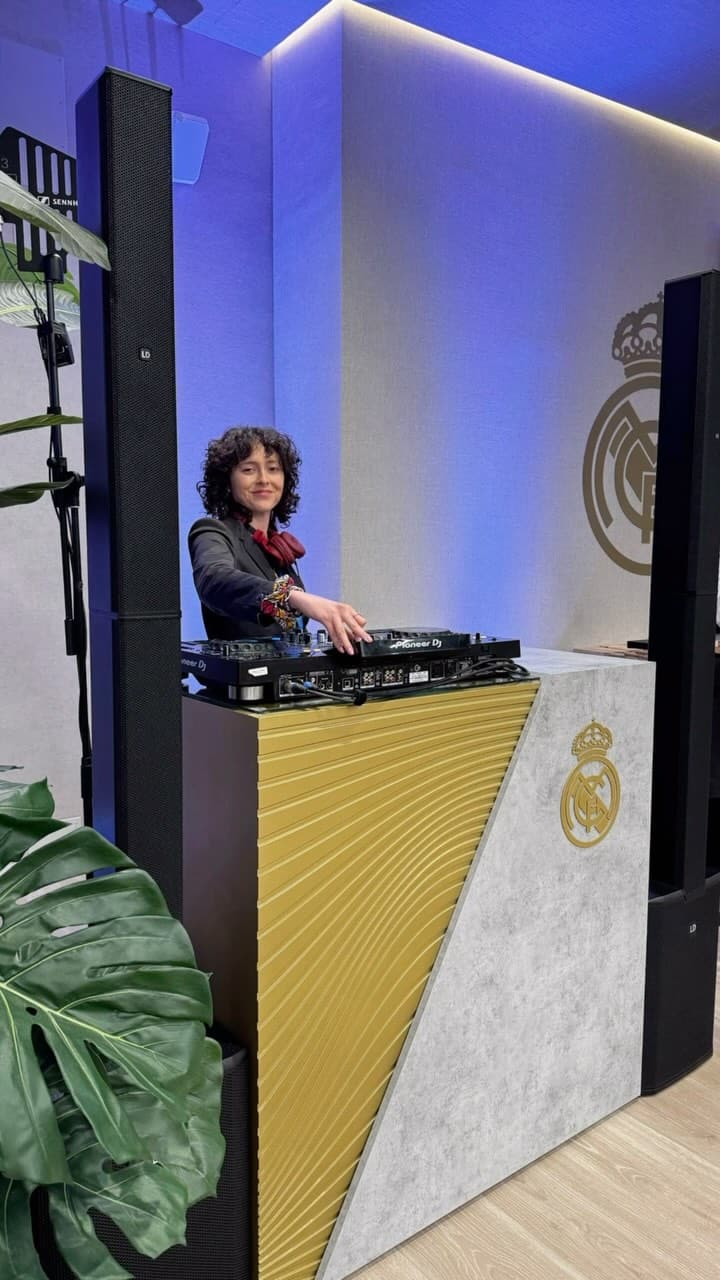 DJs para BODAS Eventos, Fiestas, Banquetes, Ceremonias | Whitelion